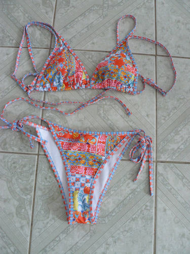 NWOT VIBRANT COLORED SIZE SMALL TRIANGLE STRING BIKINI | eBay