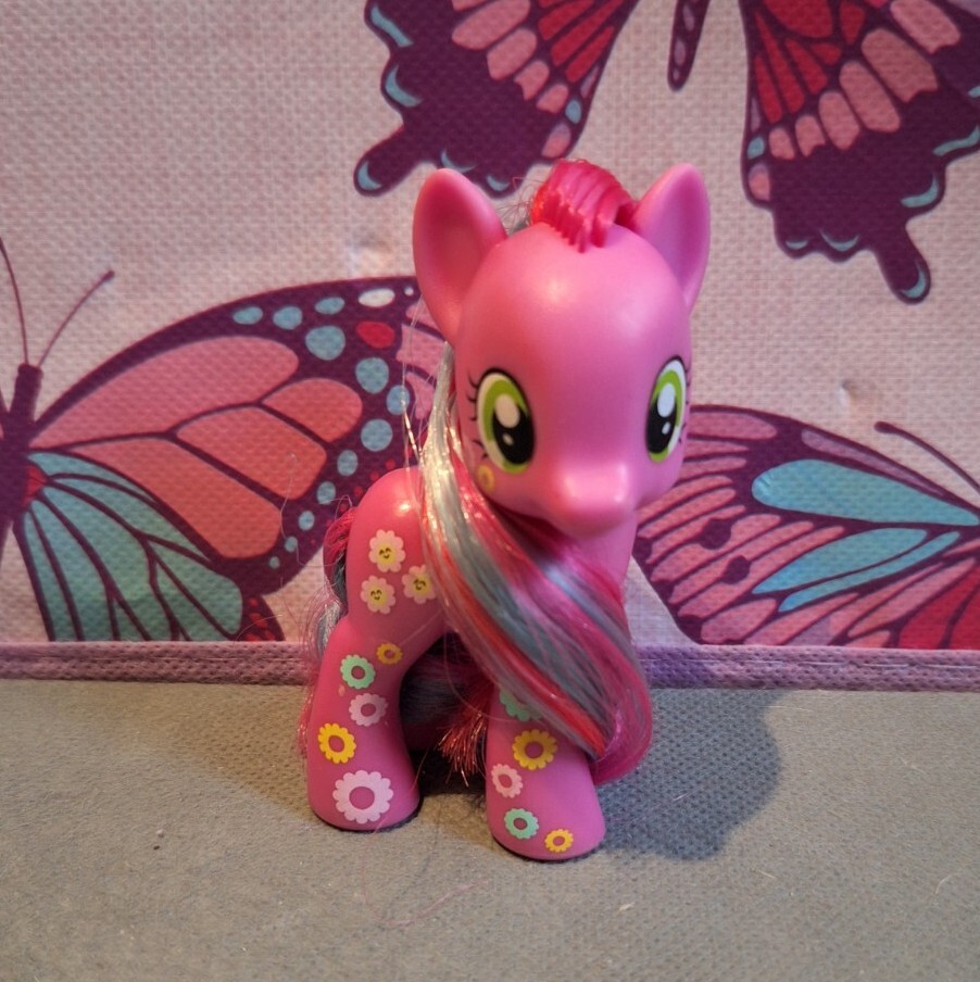 Mlp Vampire Cutie Mark This Was My Cutie Mark When I Became Flutter