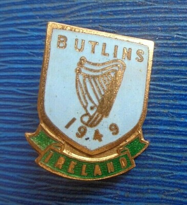 Original EARLY Butlin Butlins Badge - Ireland Mosney 1949 Light Blue ...