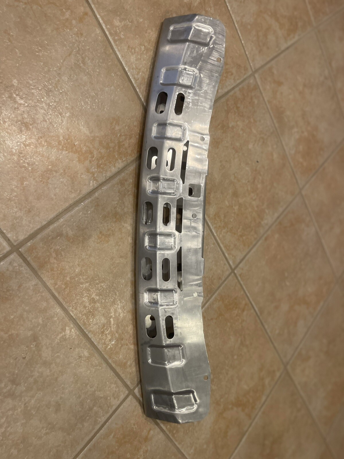 1495093-00-c Tesla Model Y Front Bumper Upper Support Bracket (G35BCE ...