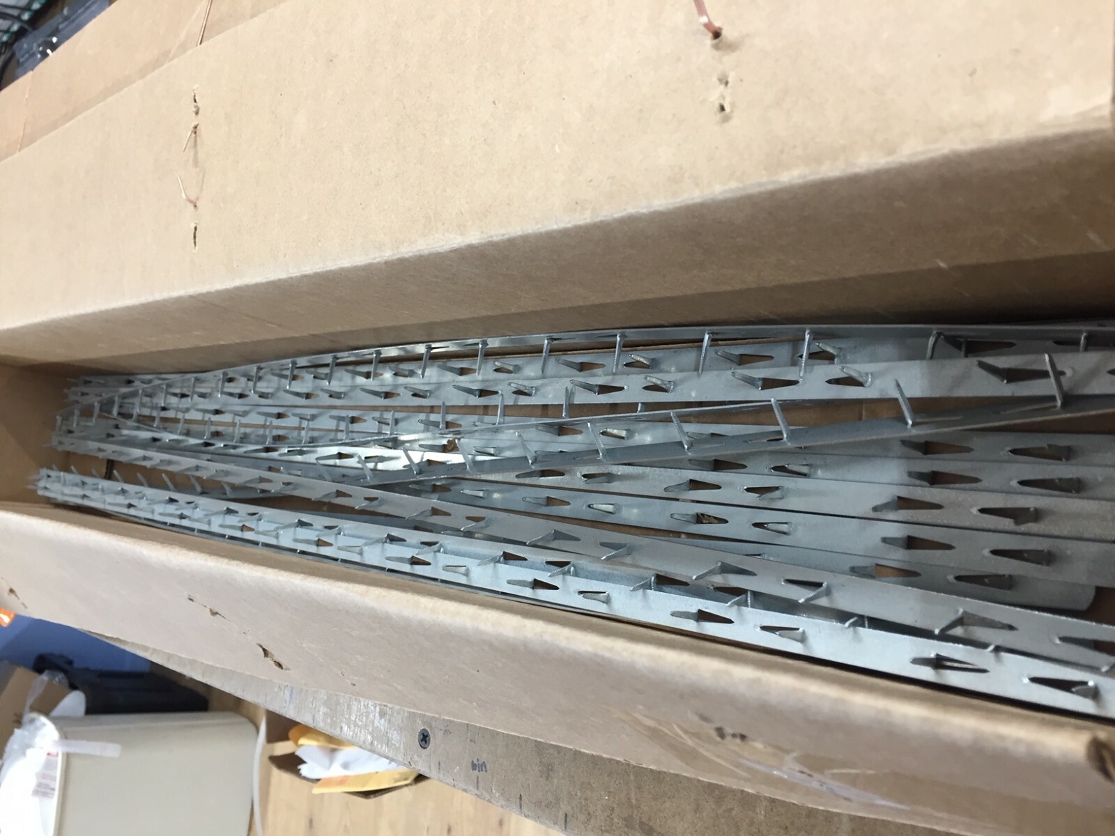 Metal Tacking #10 Tack Strip 100 pieces 30" Long Tacktite Upholstery ...