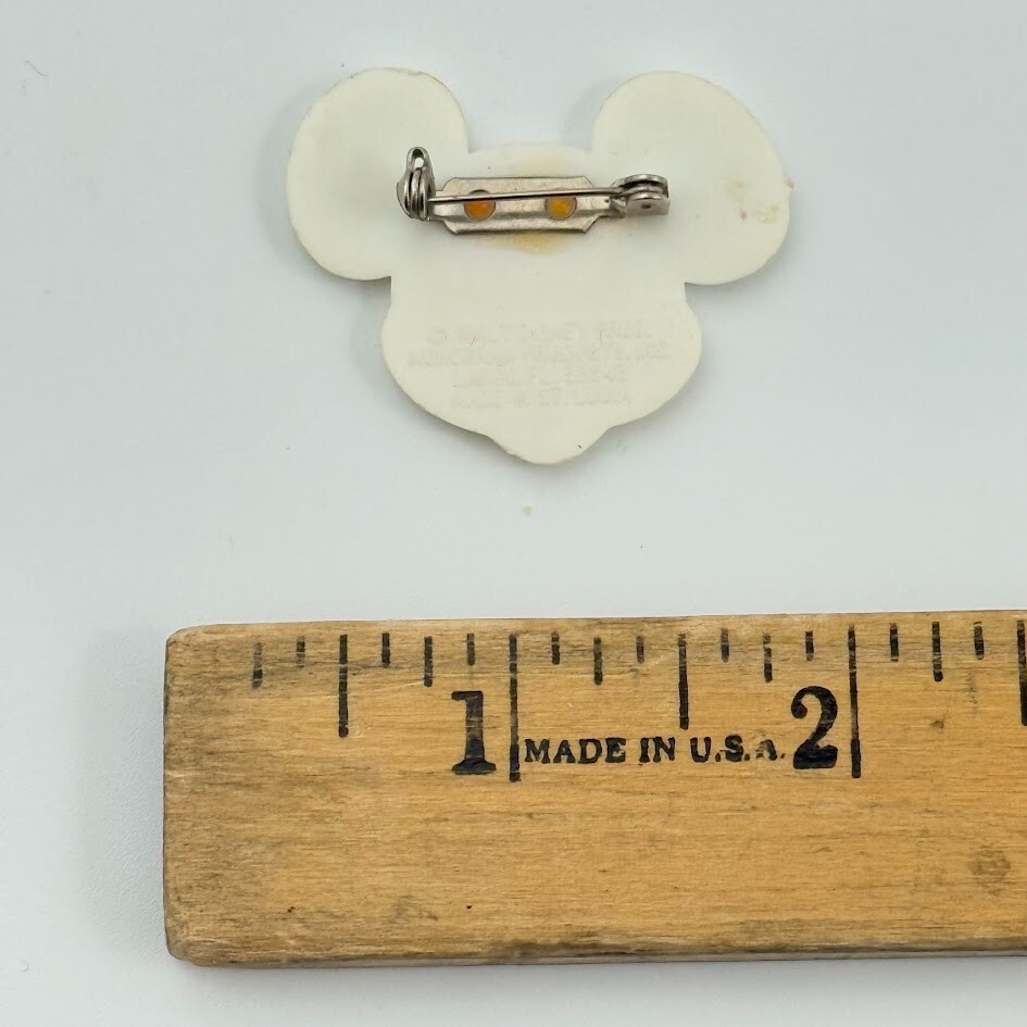 Vintage Walt Disney Mickey Mouse Head Plastic Brooch Pin Original Parks ...