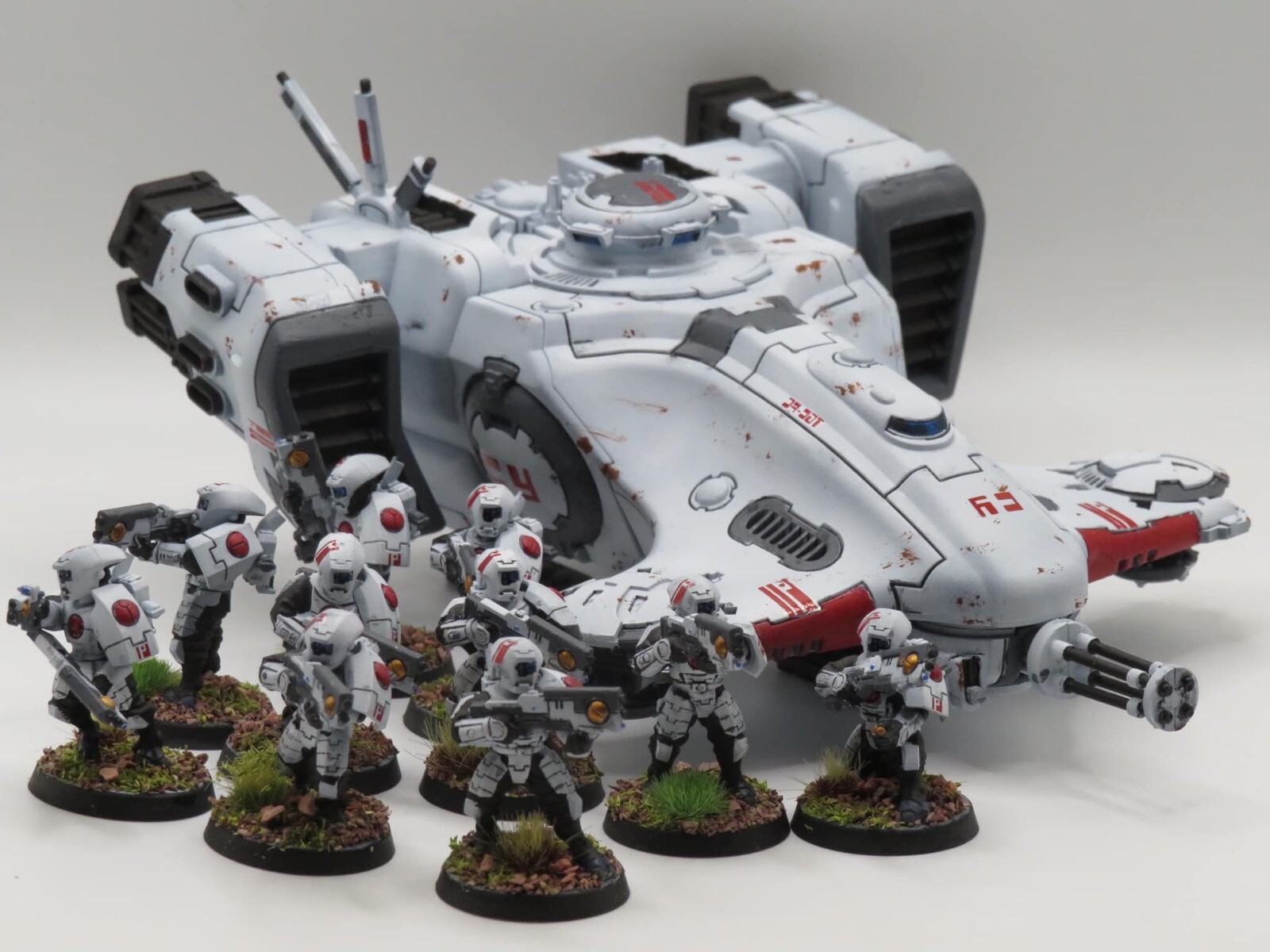 Painted Tau Warhammer 40k games workshop battlesuit army (commission ...
