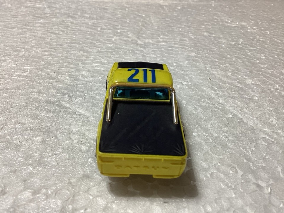 VINTAGE AURORA AFX #211 YELLOW DATSUN BAJA TRUCK PICK UP SLOT CAR RUNS ...