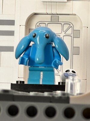 LEGO Star Wars Minifigure sw0486 Max Rebo from 75020 | eBay