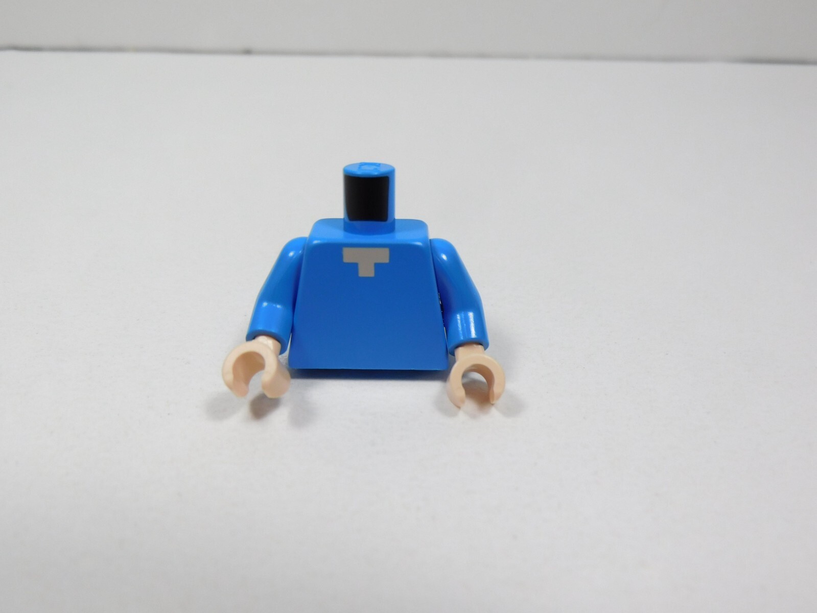 LEGO Minecraft Dark Azure Torso w/ Flesh Hands Minifig R9 | eBay
