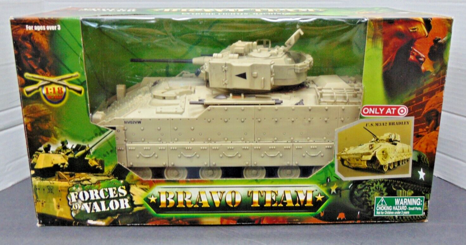 1/18 US M3A2 Bradley Tank BRAVO TEAM Forces of Valor Desert NRFB TARGET ...
