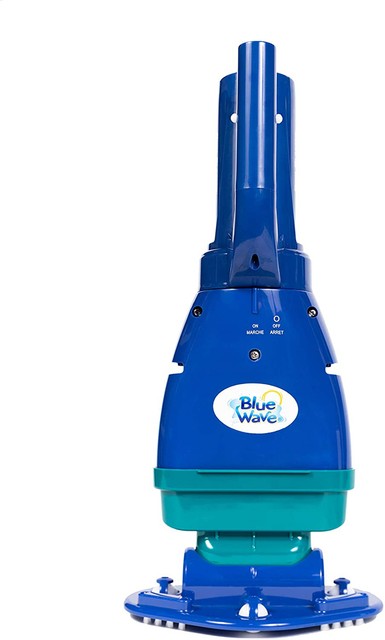 Blue Wave NE9871 Pool Blaster Fusion Pv-5 Hand-held Cleaner Cordless ...