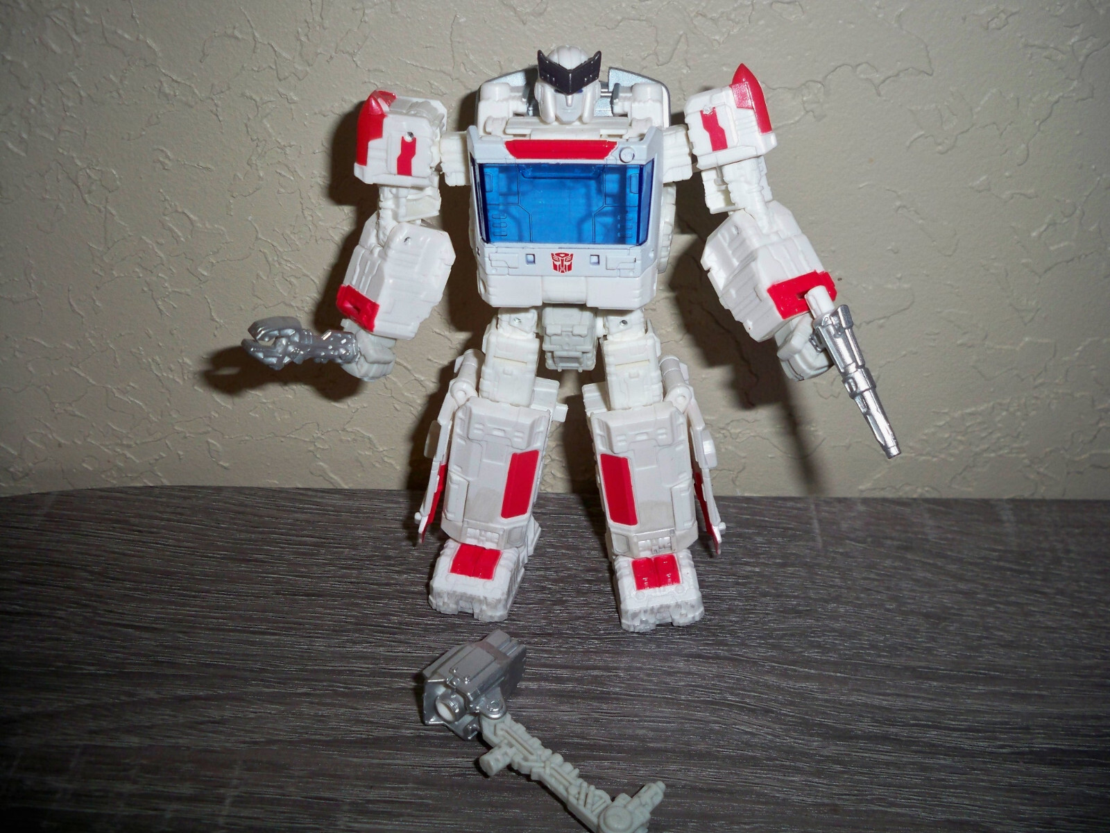 TRANSFORMERS WFC SIEGE WAR FOR CYBERTRON TRILOGY RATCHET WALGREENS ...