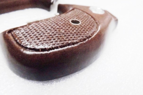 Sile Walnut Combat Grips for Taurus 85 94 605 941 Revolvers Banana Buy ...