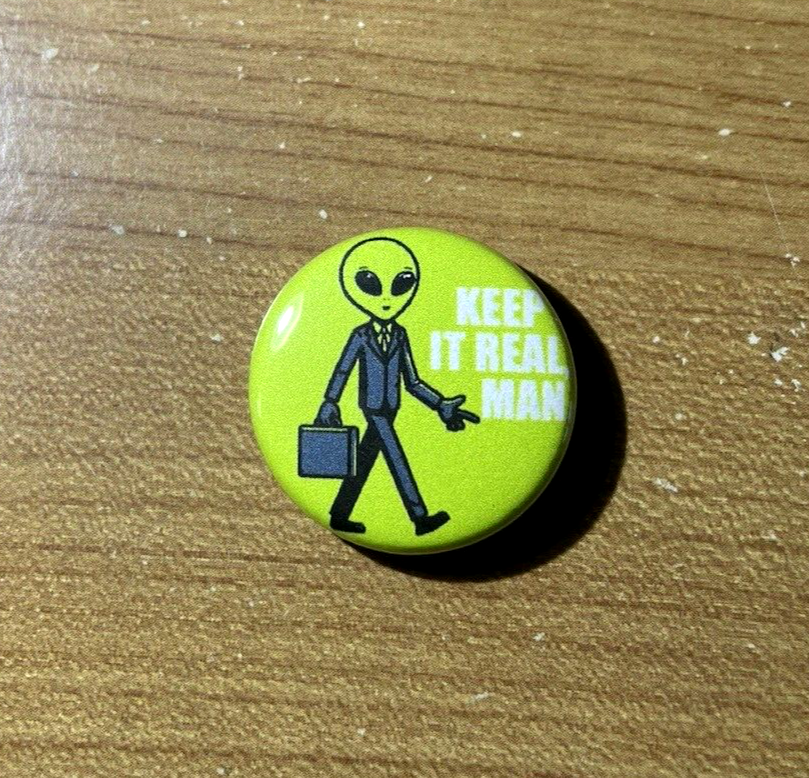 Funny Alien Pin Button Alien Businessman Vintage 80s 90s Style Pin ...