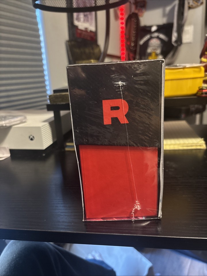 Pokemon Destined Rivals Elite Trainer Box ETB SEALED - IN HAND READY TO ...