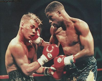 ARTURO GATTI vs IVAN ROBINSON 8X10 PHOTO BOXING PICTURE | eBay