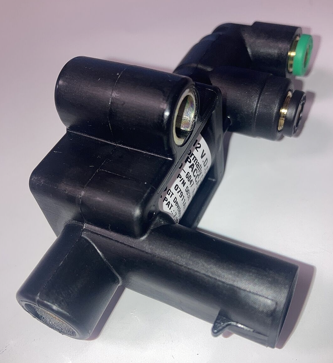 NEW GENUINE PACCAR NORMALLY CLOSED 3-WAY SOLENOID VALVE for FAN HUB ...