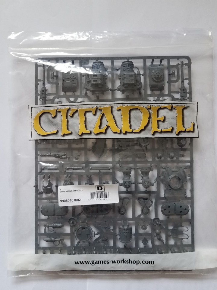 Warhammer 40K Imperial Knight Avenger Gatling Cannon Gauntlet Missle ...