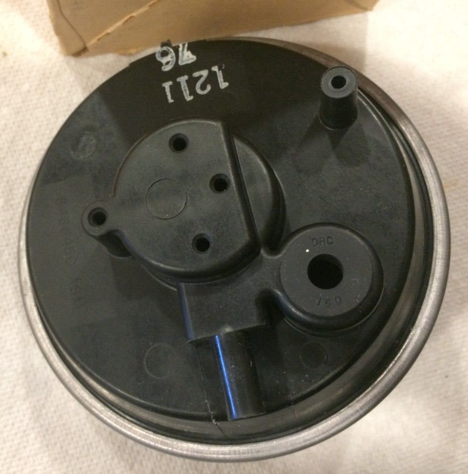 NOS GM #6466450 Cruise Control Vacuum Servo, 1977-80 Cadillac, All ...