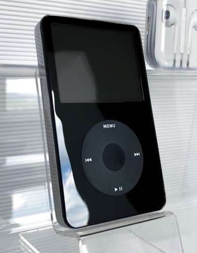 Apple MA446LL/A A1136 iPod 5th Generation 30GB Digital Player - Black ...