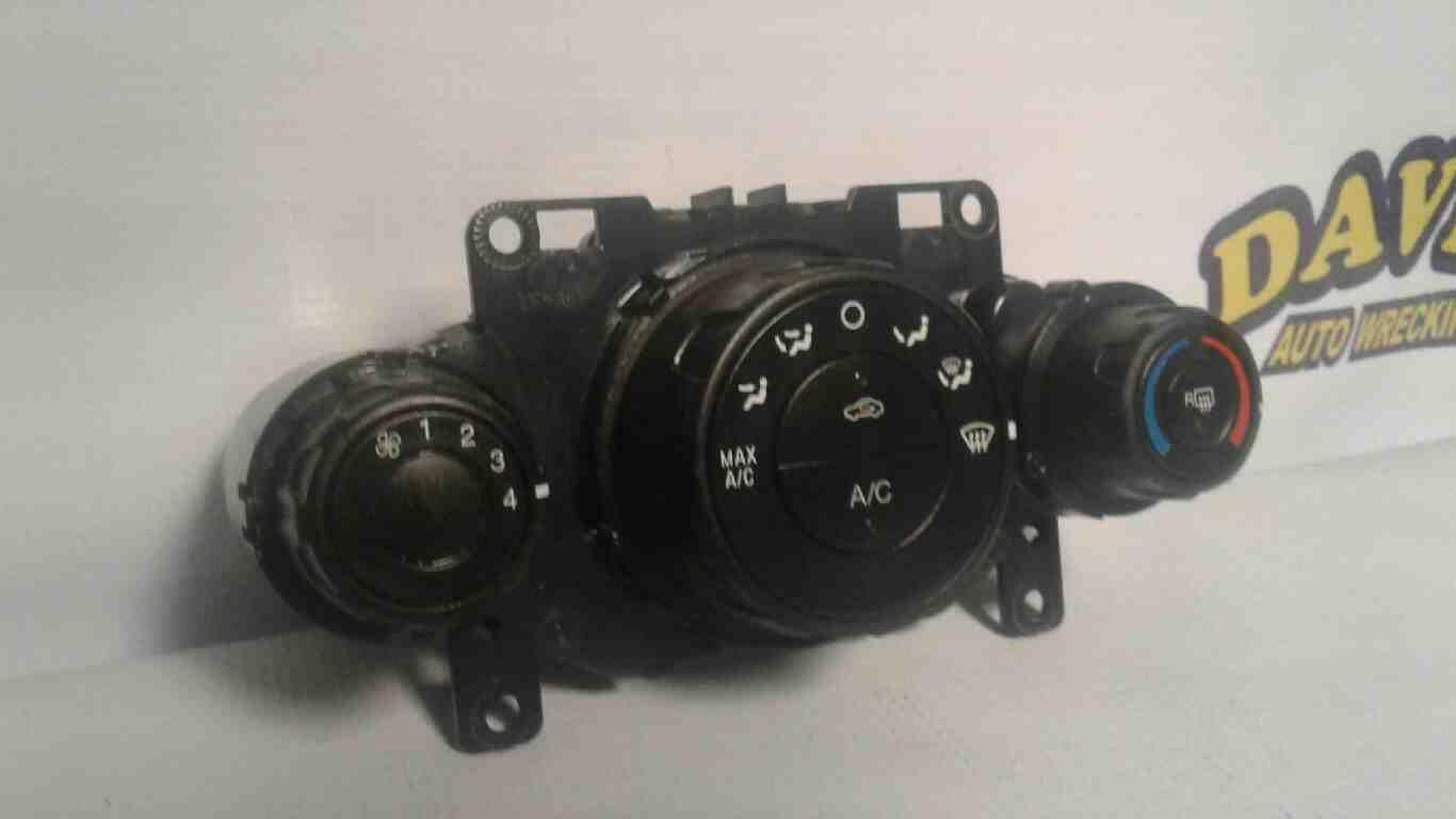 2018 FORD FIESTA A/C CONTROL UNIT CLIMATE TEMPERATURE PANEL D2B-19980 ...