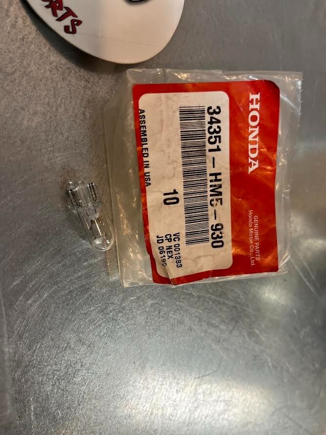 HONDA TAILLIGHT BULB (12V5W) 34351-HM5-930 TRX300 TRX500FA TRX350FE ...