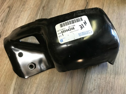 1999-2006 SILVERADO SIERRA HD TRUCK NOS GM FRONT R OUTER BUMPER BRACKET ...