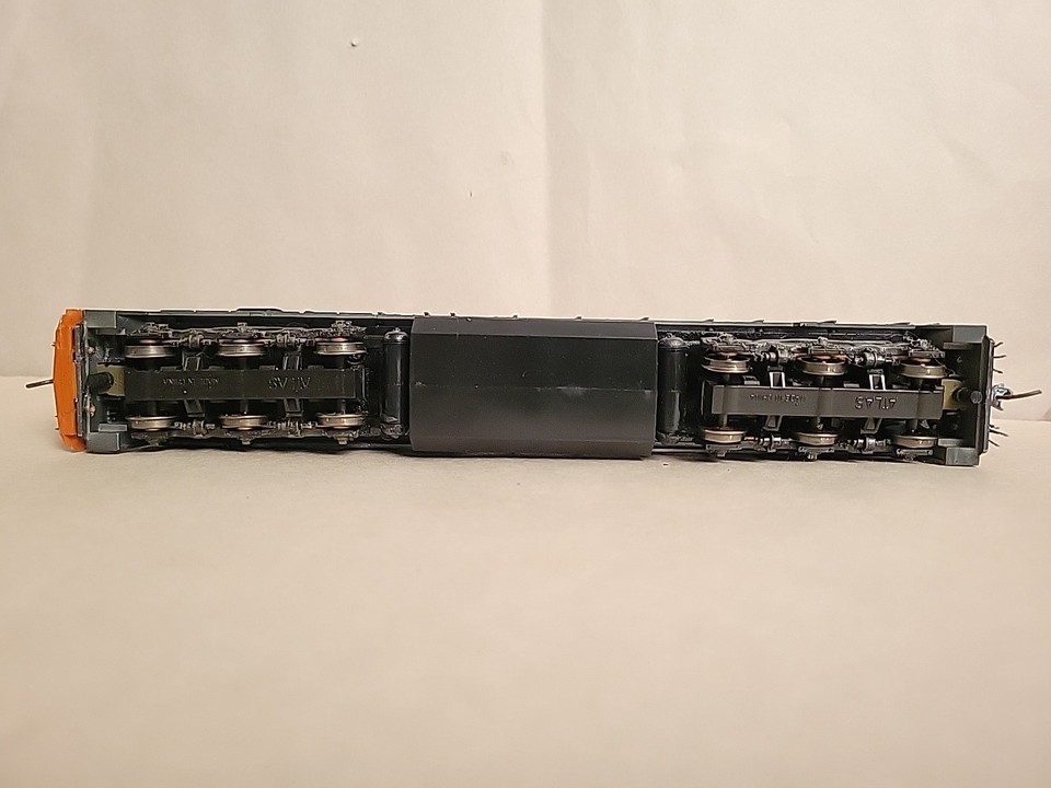 Atlas 8544 HO Scale Delaware & Hudson "Guilford" U33C Diesel Locomotive ...