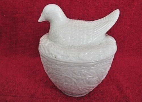 Vintage Avon White Milk Glass Hen Chicken On Nest Candy Trinket Covered ...