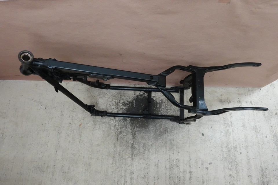 2002-2004 HARLEY-DAVIDSON SOFTAIL Standard FXST MAIN FRAME CHASSIS (WA ...