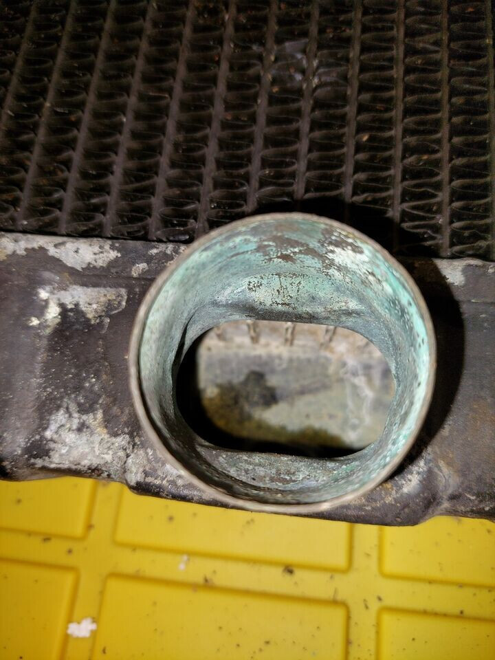 Pontiac Chevy Buick Oldsmobile Harrison 4 Speed 4 Core Radiator CA CJA ...