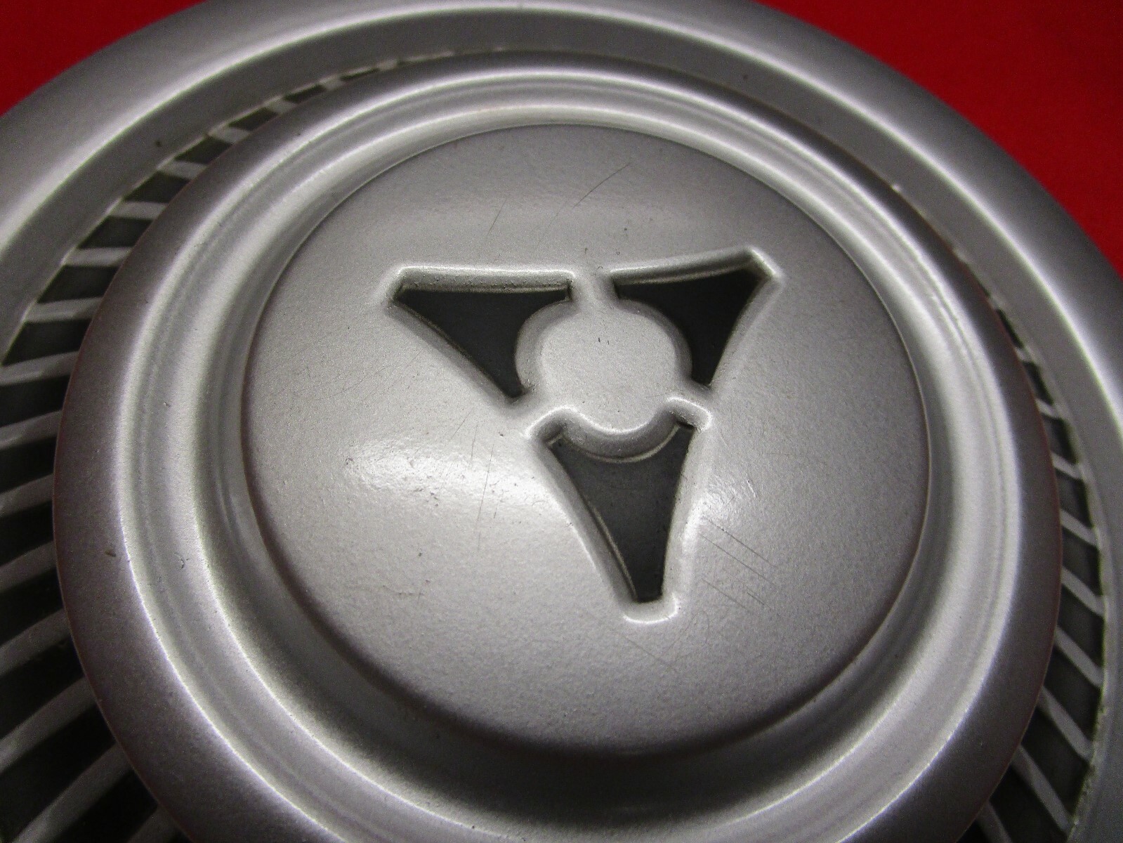 VINTAGE DODGE VAN TRUCK HUB CAP DOG DISH 1X NOS WHEEL COVER PAINT 1960 ...