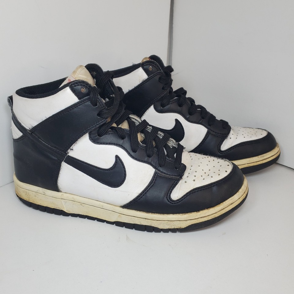 Vintage Nike High Dunks Youth Sz 5 Black White Seakers Kids Sport ...