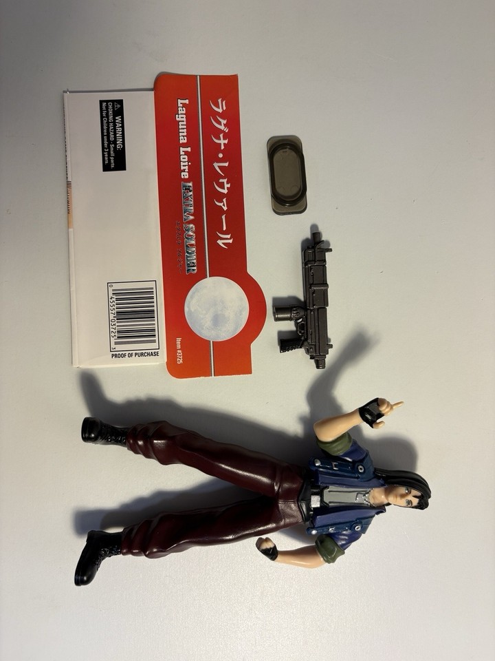 Final Fantasy VIII 8 Figure Set Complete 1999 Squall Rinoa Irvine ...