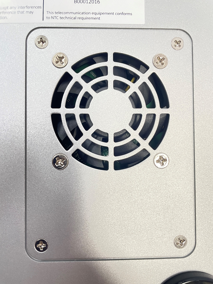 Velocloud VMware Edge 5X0 520 520-AC SD-WAN Netzwerkgerät ...