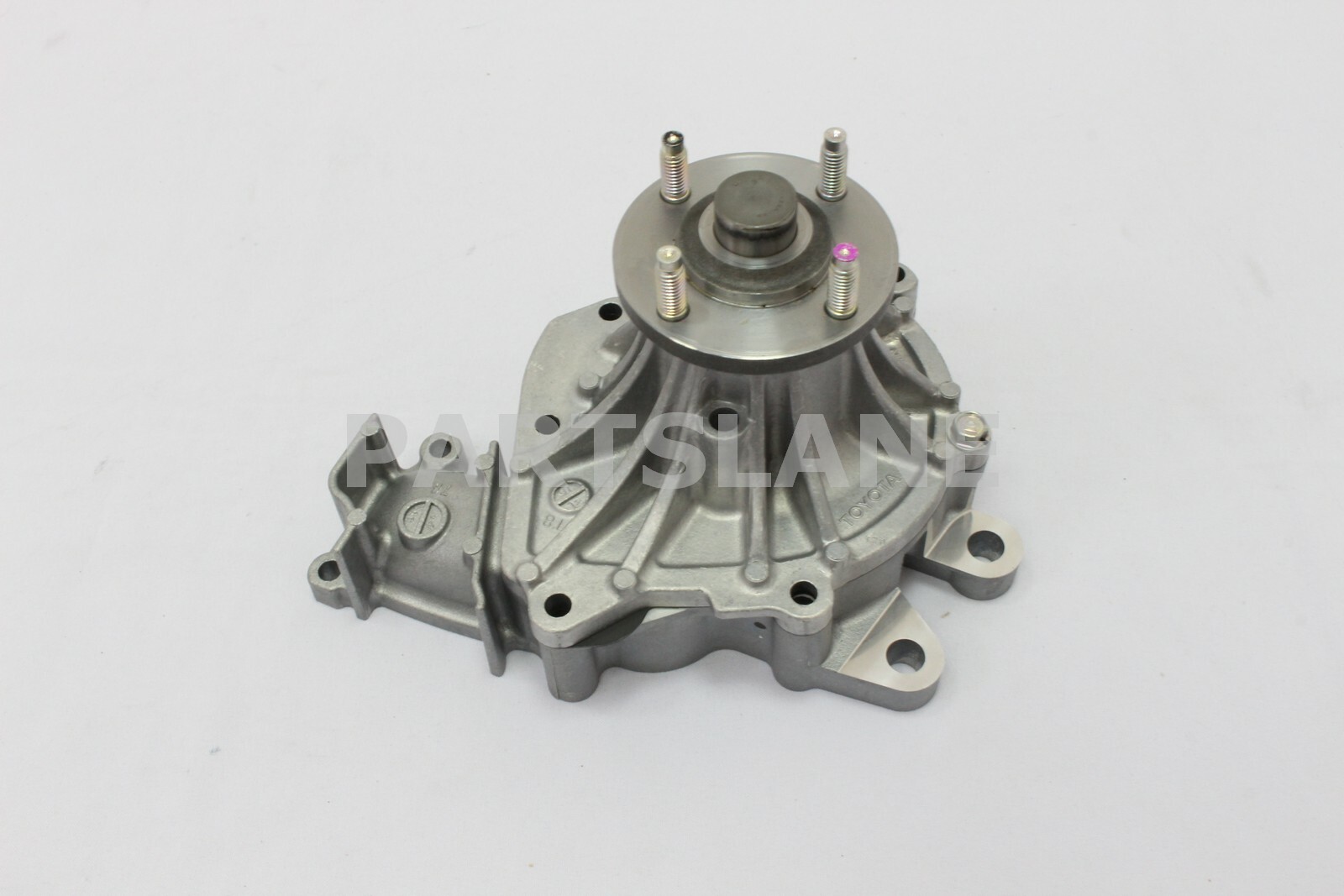 Toyota Dyna Land Cruiser Prado Toyoace KDJ150 Water Pump OEM 16100 ...