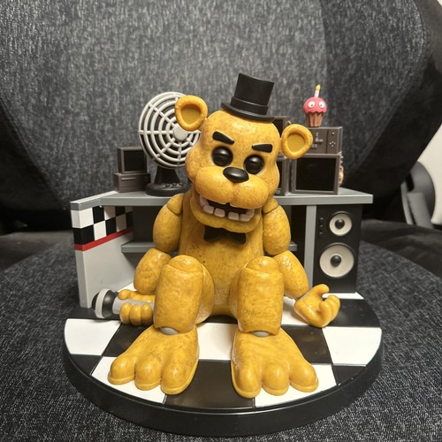 Funko FNAF Five Nights at Freddy's Golden Freddy 10 Anniversary Statue ...