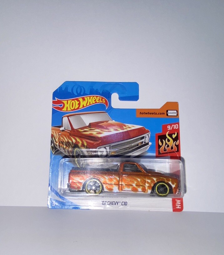 Hot Wheels 67 Chevy c10 HW Flames 9/10 176/250 Short Card Brand New ...