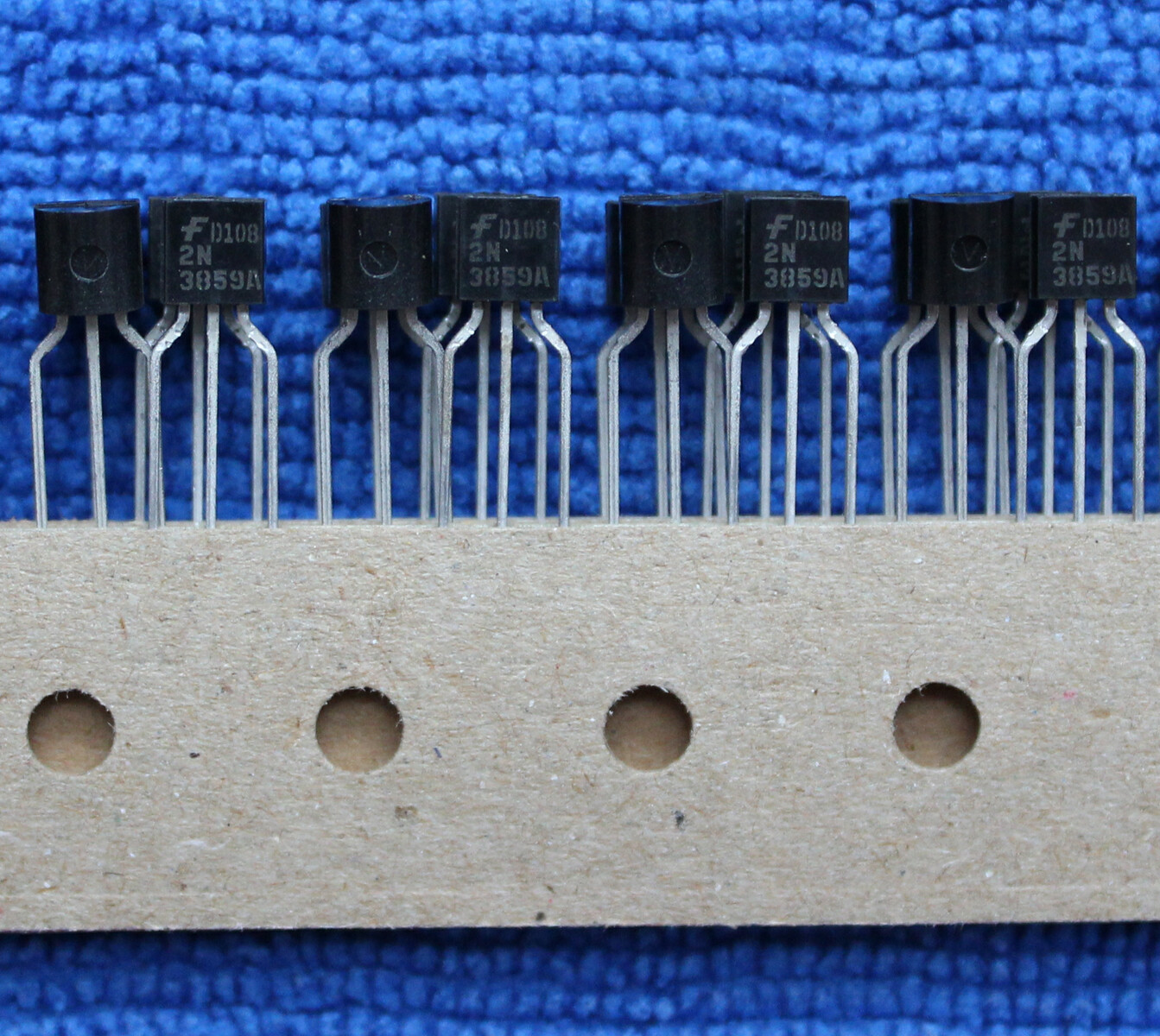 10pcs 2N3859A ORIGINAL TO-92 | eBay