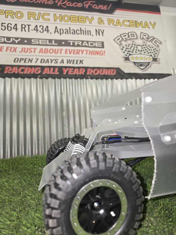 Traxxas Slash 2wd mudboss New race ready dirt oval gt bodies gen2 Bl2s ...