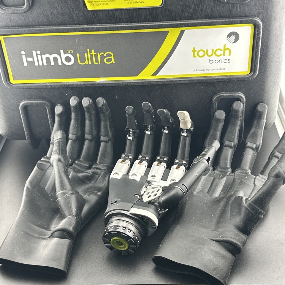 I-limb Ilimb Ultra Right prosthetic hand. Myoelectric Hand. Touch ...