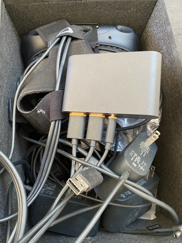 HTC Vive VR Headset Complete Set Full Kit System Virtual Reality ...