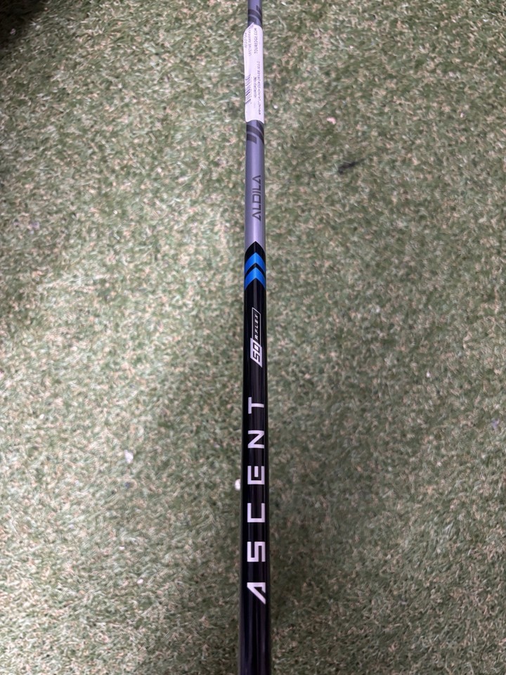 NEW Tour Edge Hot Launch E524 10.5 Degree Driver Ascent 50g R Flex ...