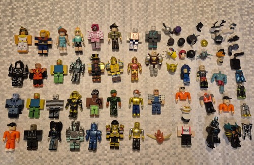 Roblox Figures and Accessories Lot of 30+ | eBay