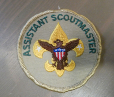 BSA Boy Cub Scout Assistant Scoutmaster Official Uniform Patch Red Back ...