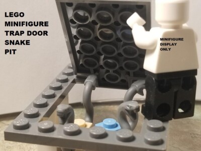 LEGO Minifigure Trap Door Snake Pit with Snakes Ninjago Indiana Jones ...
