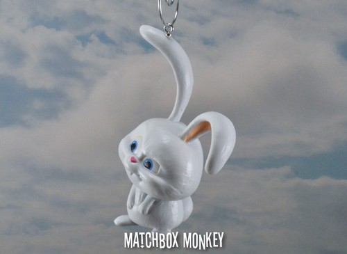 NEW The Secret Life of Pets Custom Snowball Ornament Crazy Rabbit Kevin ...
