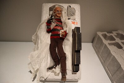 Sideshow FREDDY KRUEGER statue Premium Format | eBay