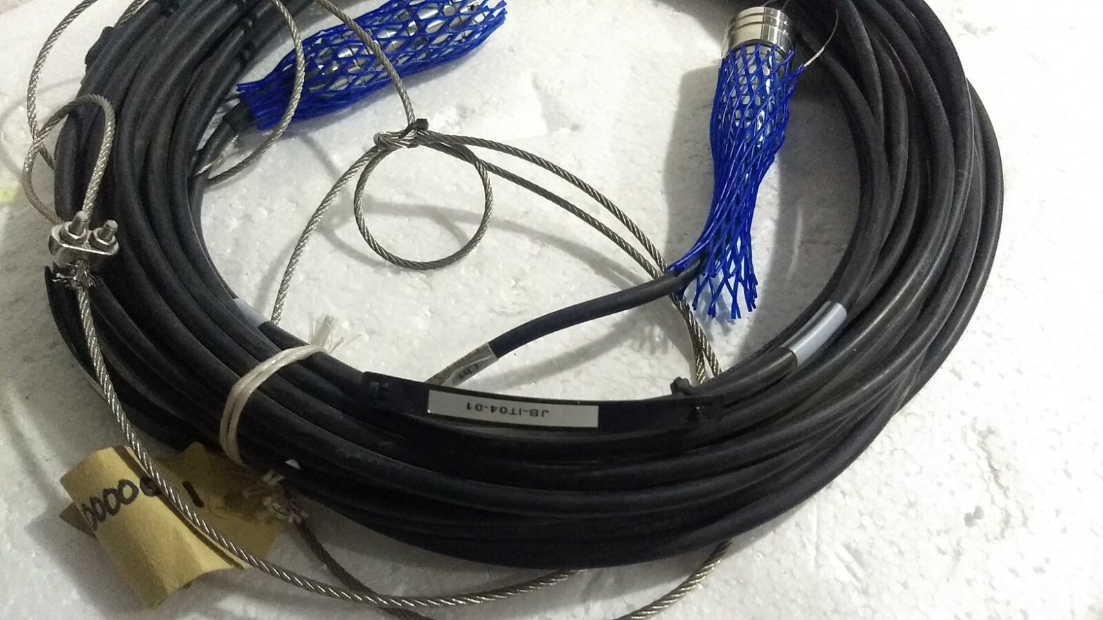 Lemo FNG.4K & FGG.4K Circular Push Pull Connectors - with Cable Lemo UK ...