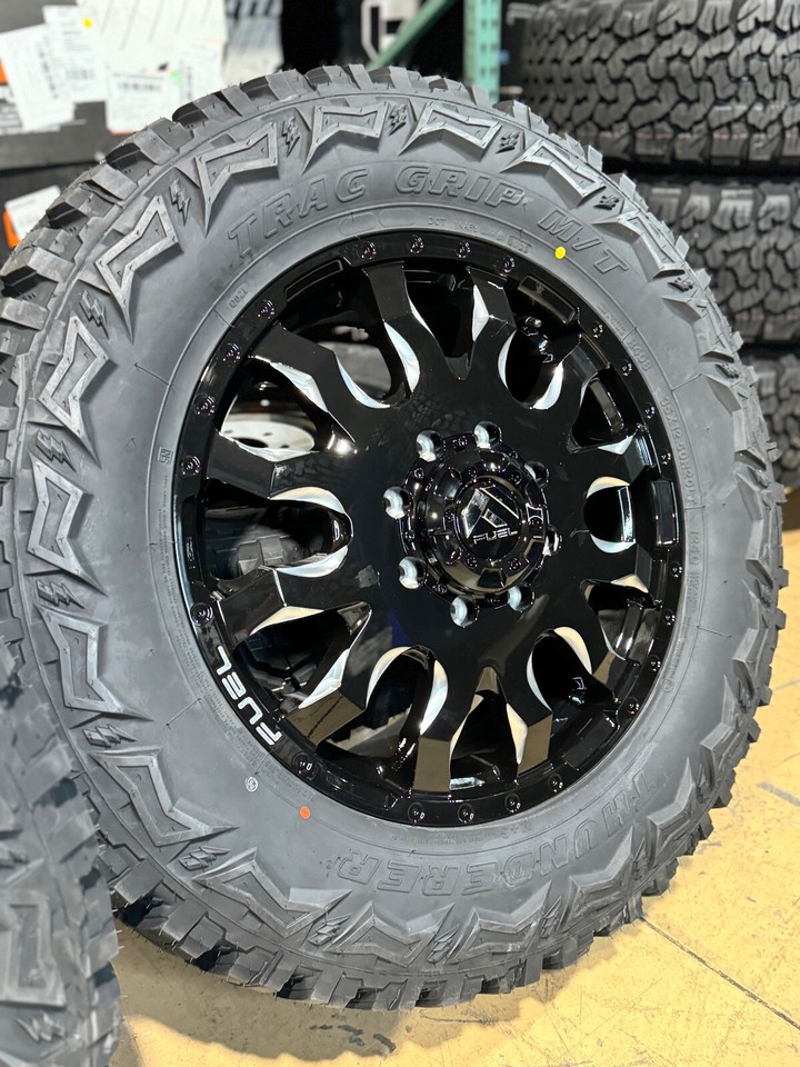 20" Fuel Blitz D673 Black Dually Wheels 35" MT Tires 8x200 Ford Super ...