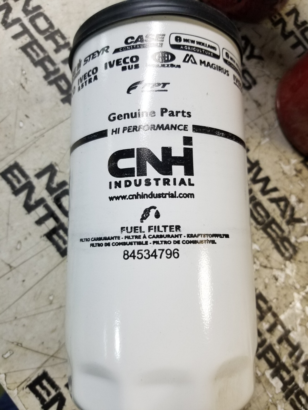 CASE 84534796 - Cross reference fuel filters