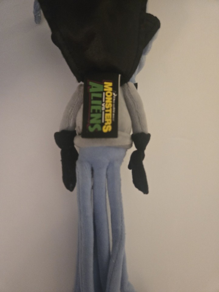 Dreamworks Monsters vs. Aliens Gallaxhar Plush Character See ...