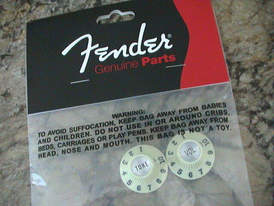 FENDER PURE AMERICAN VINTAGE WHITE 1965 JAZZMASTER KNOB SET - PN 099 ...